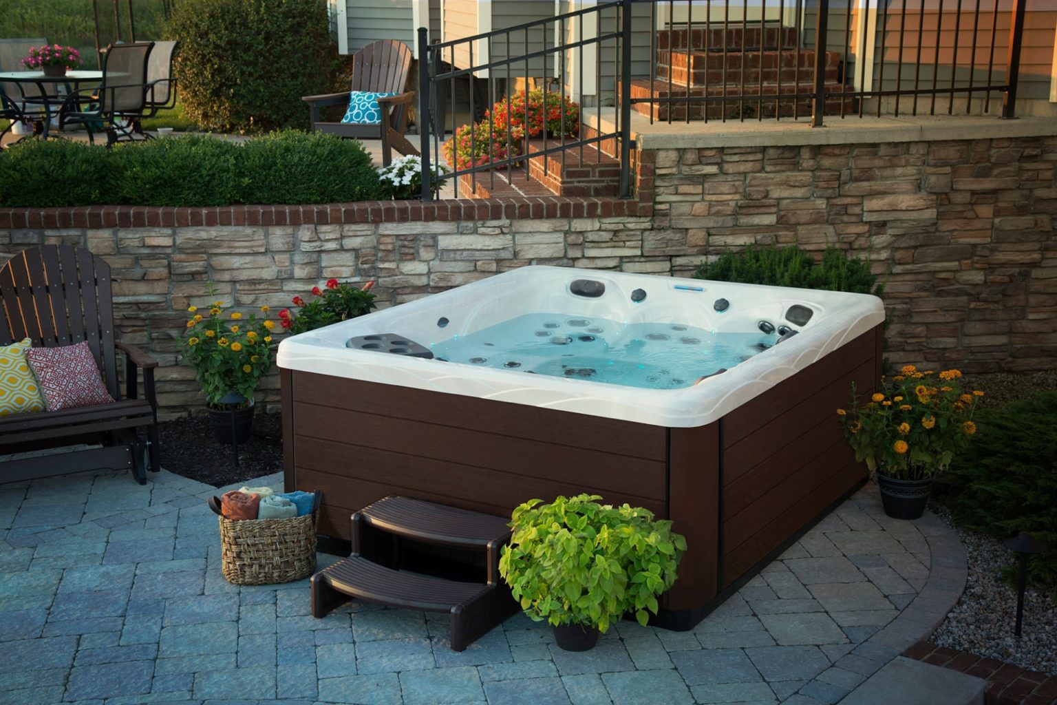 Phoenix Hot Tubs And Swim Spas